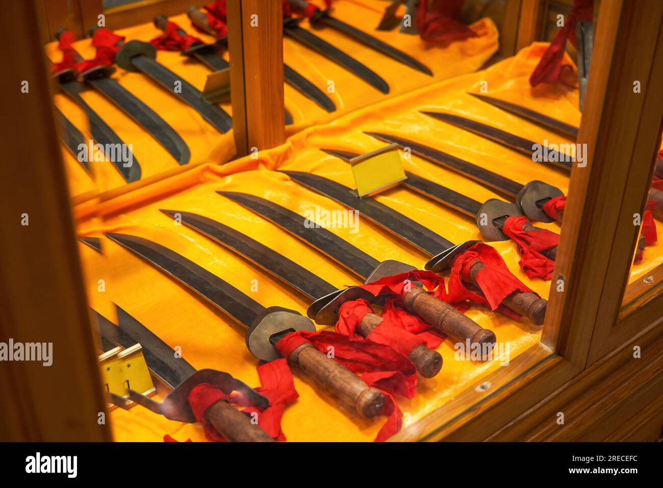 Ancient chinese items hi-res stock photography and images - Alamy