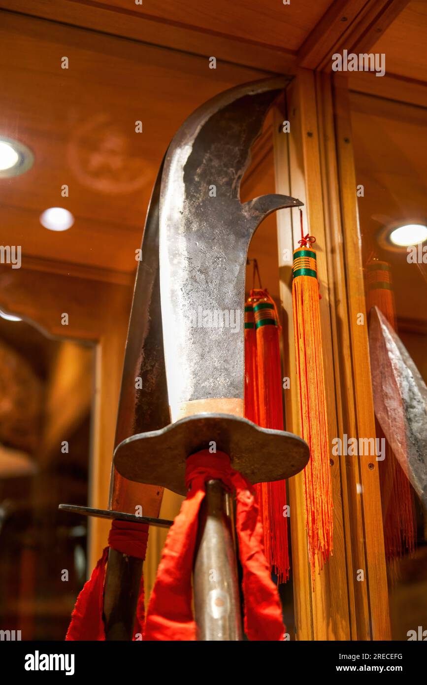 Close-up of ancient Chinese traditional weapons Stock Photo - Alamy