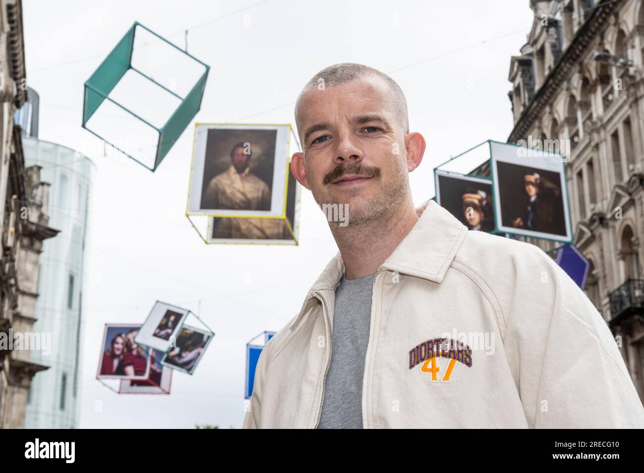 William russell actor hi-res stock photography and images - Alamy
