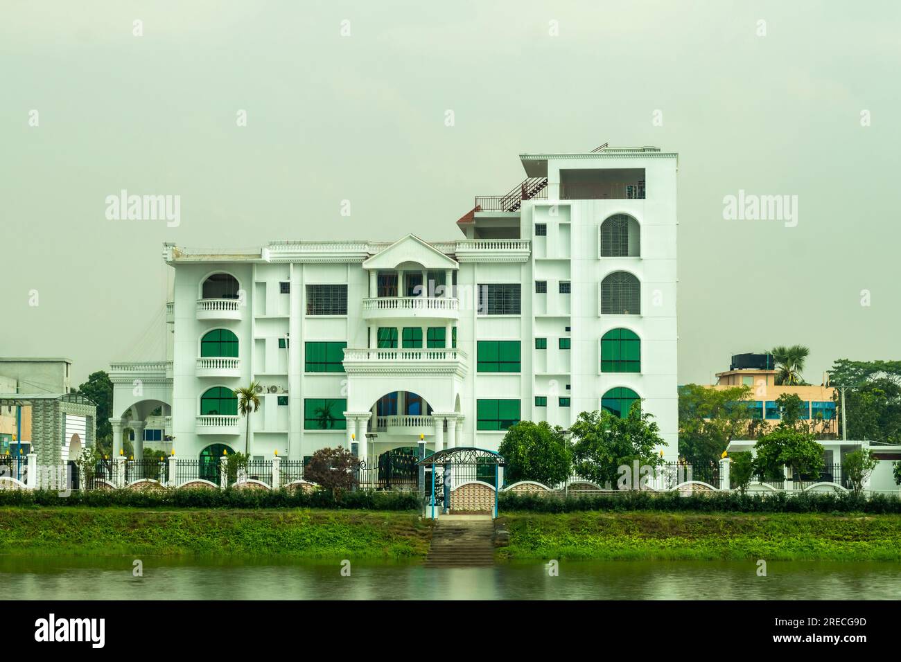 Beautiful white buildings according to architects and designers and a ...