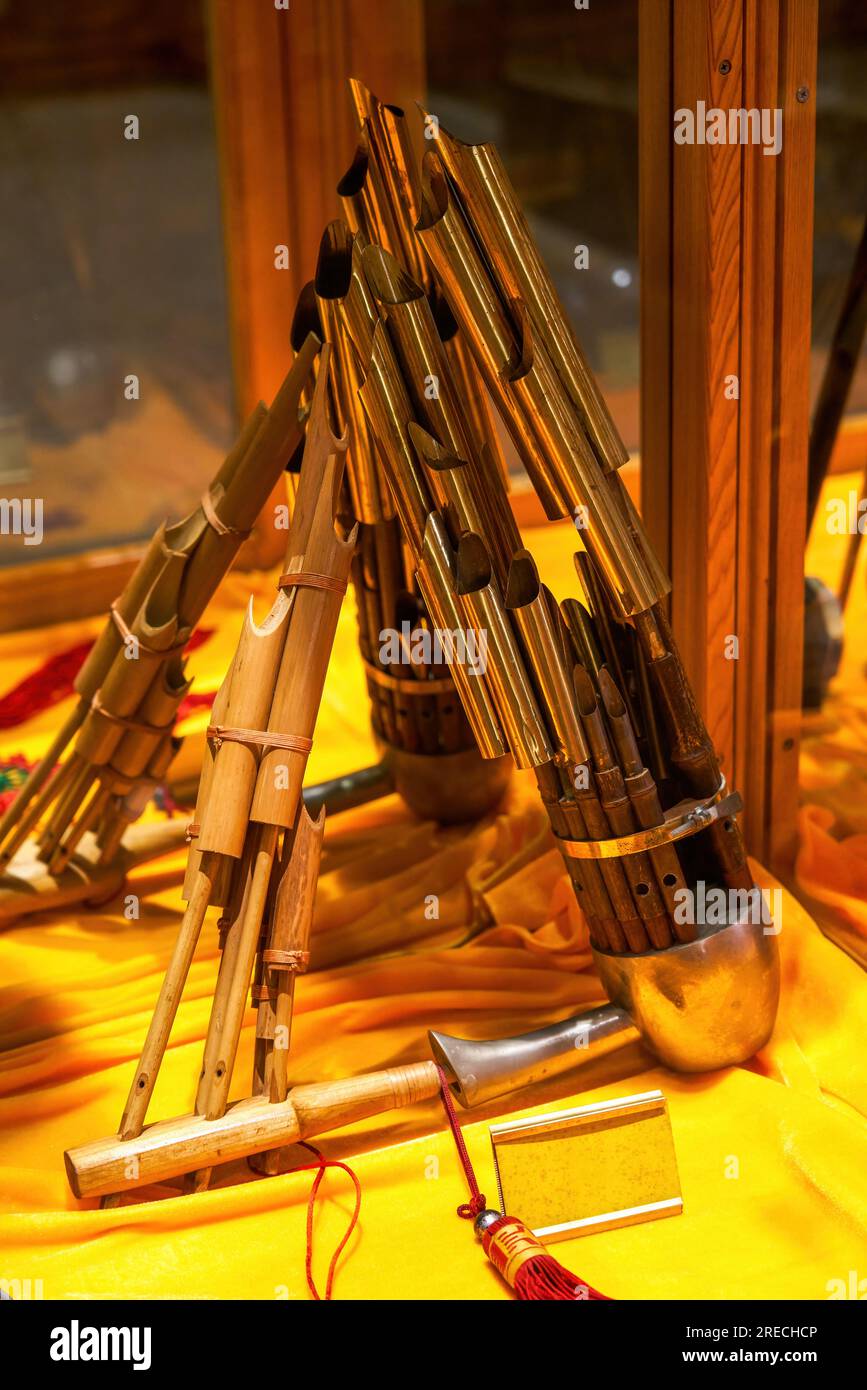 Close-up of various traditional Chinese vocal instruments Stock Photo ...