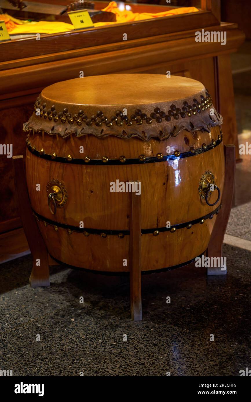 Close-up of various traditional Chinese vocal instruments Stock Photo ...