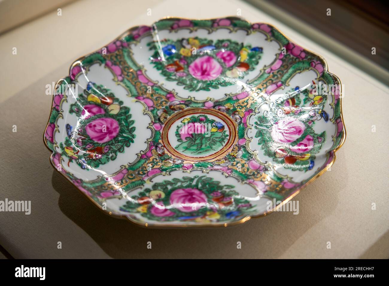 Exquisite ancient Chinese glazed ceramic dinner plate Stock Photo - Alamy