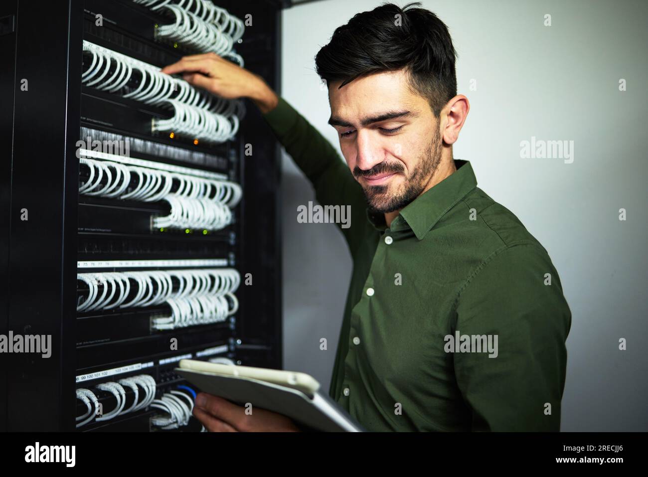 Data centre upgrade hi-res stock photography and images - Alamy