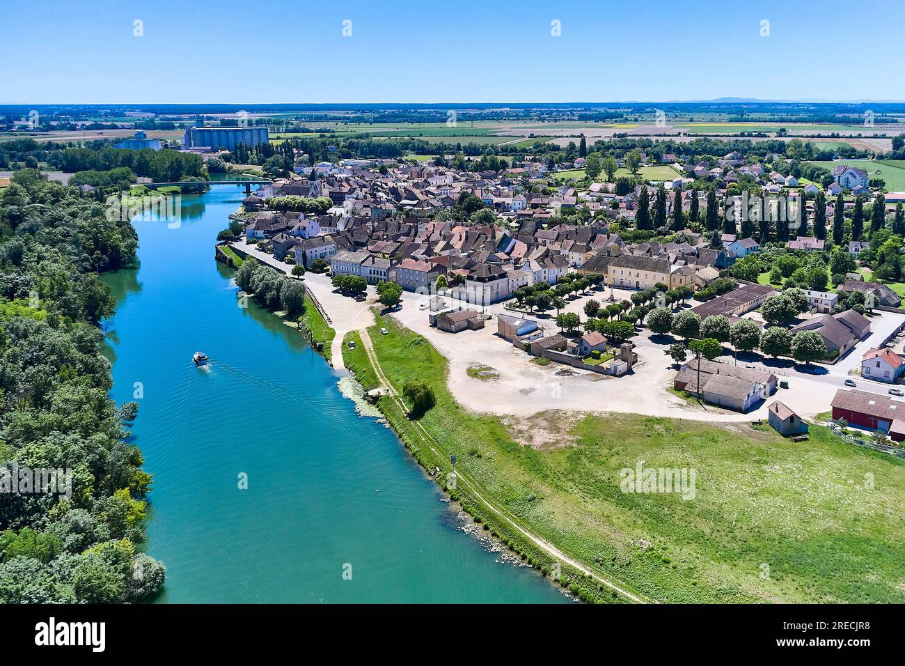 Verdun aerial sur le Doubs (central eastern France): aerial view of the ...