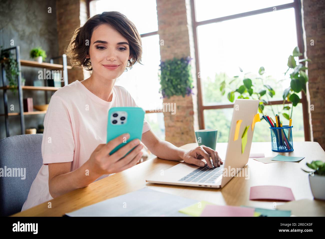 Google meet student hi-res stock photography and images - Alamy
