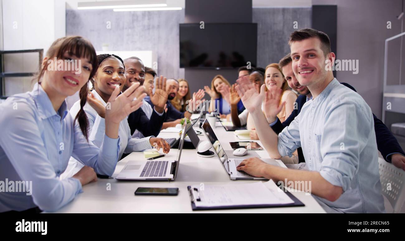 Video conference call screen hi-res stock photography and images - Alamy