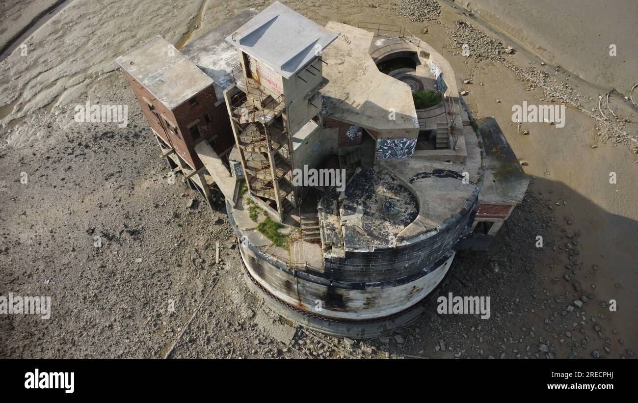 Isle of Grain, UK : Grain Tower Battery off the shore of Isle of Grain ...