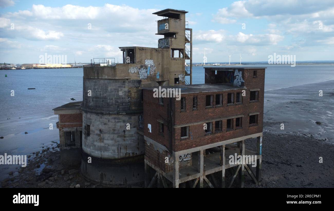 Isle of grain hi-res stock photography and images - Alamy