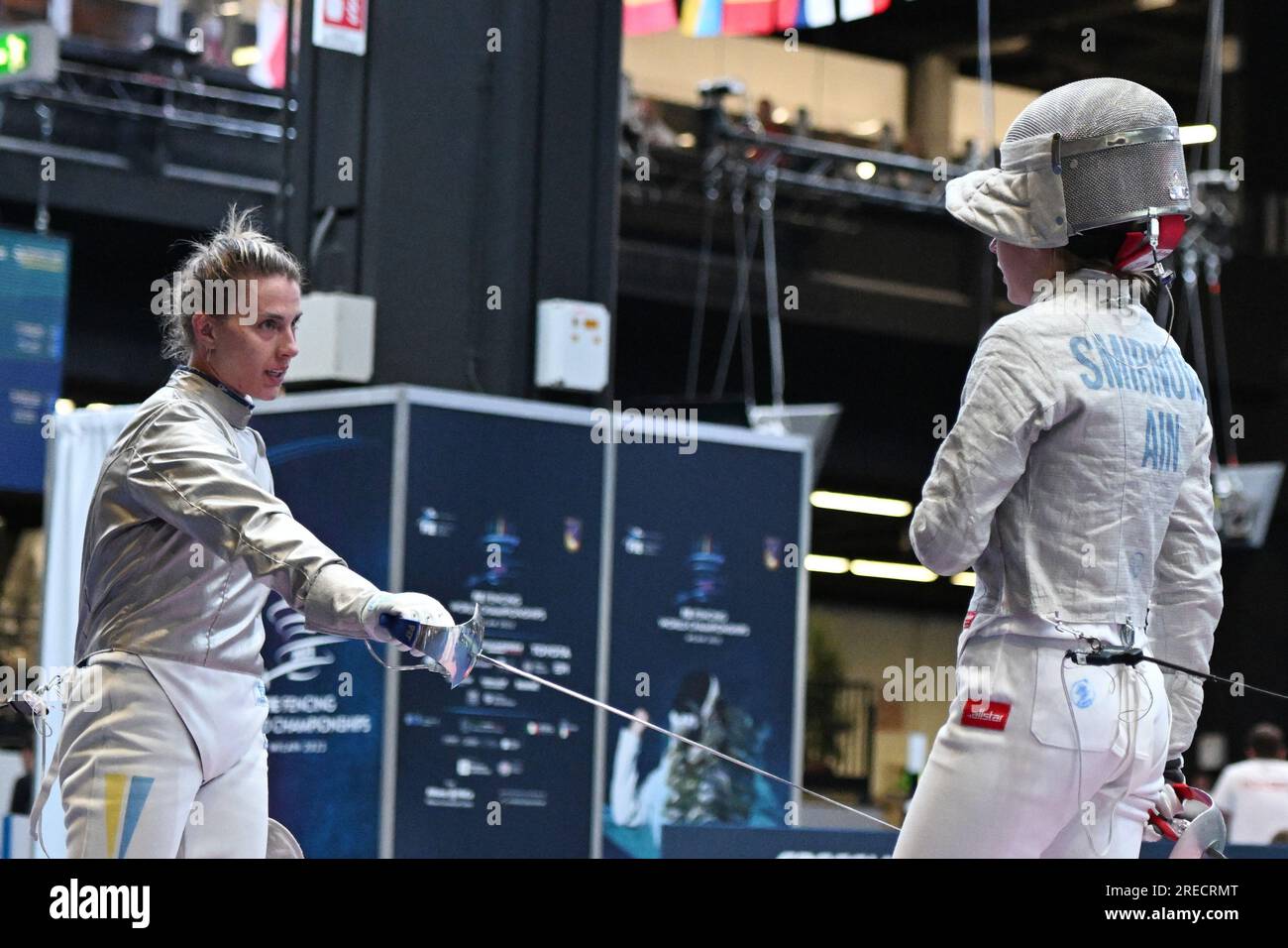 Olga Kharlan of Ukraine (L) refuses to greet with Anna Smirnova of ...