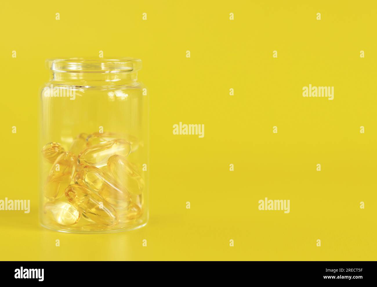 Pharmaceutical glass bottle hi-res stock photography and images - Alamy