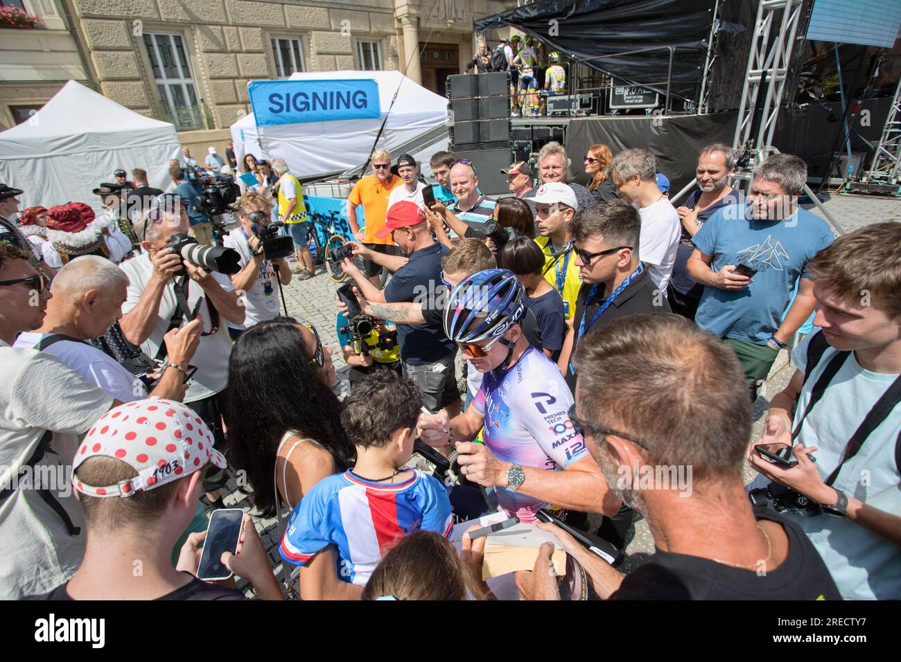 Cycling stage race Czech Tour, Stage 1: Prostejov - Unicov (165 km), 27 ...