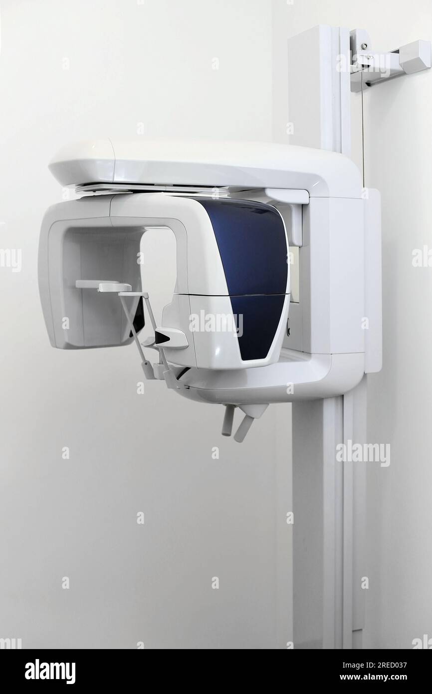 Panoramic radiography machine hi-res stock photography and images - Alamy