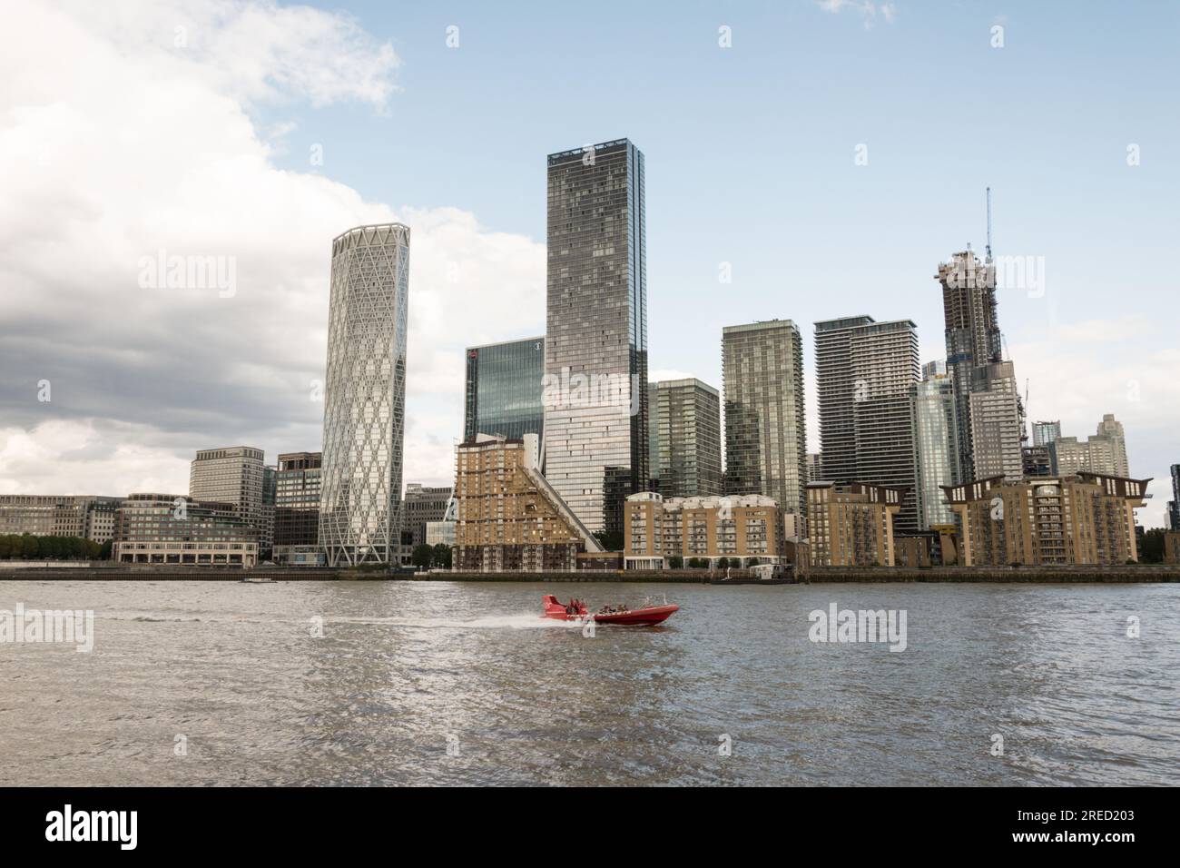 Skyscraper buildings and skyline at Canary Wharf, Isle of Dogs, London ...