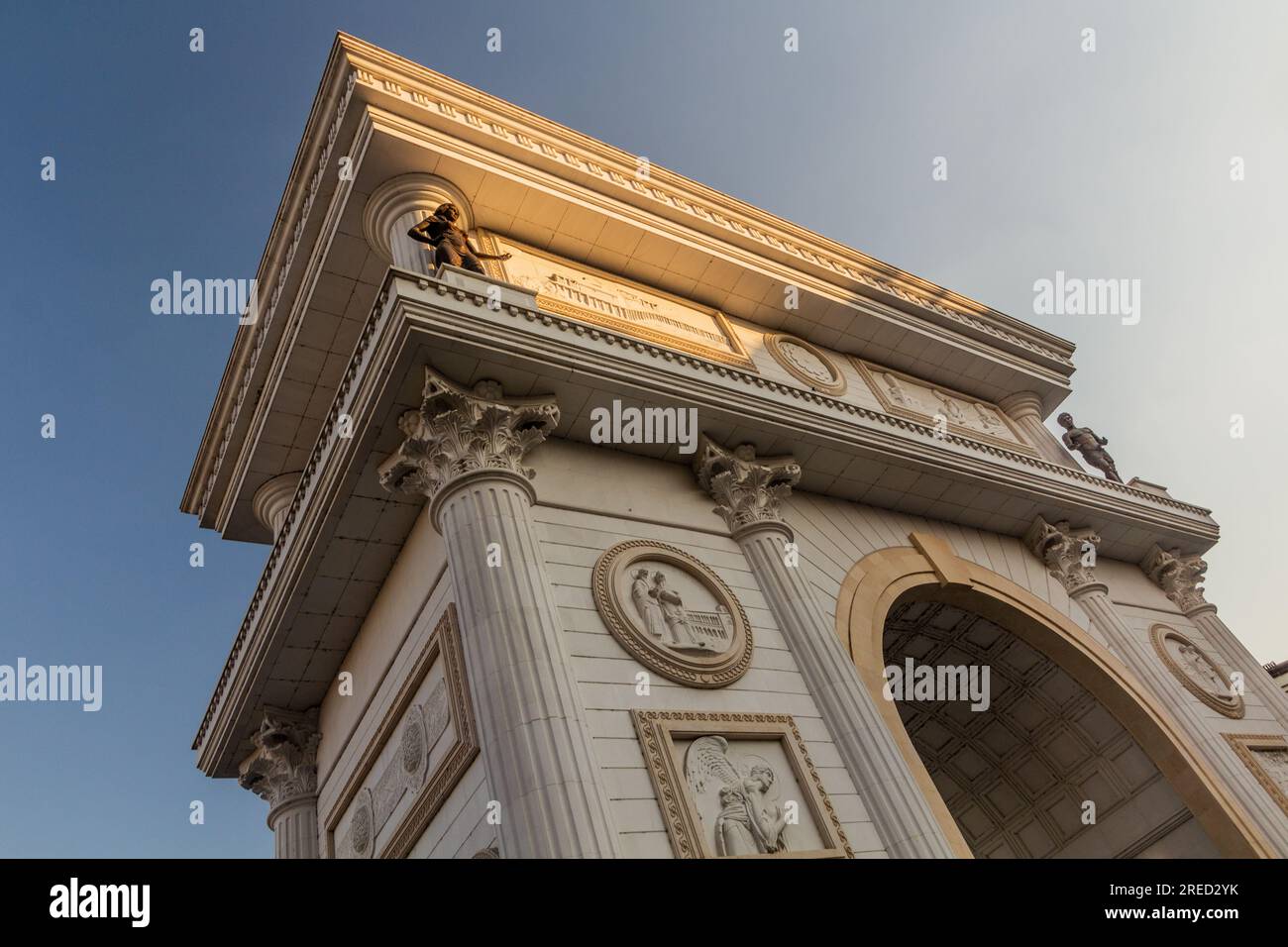 Triumph arch macedonia hi-res stock photography and images - Alamy
