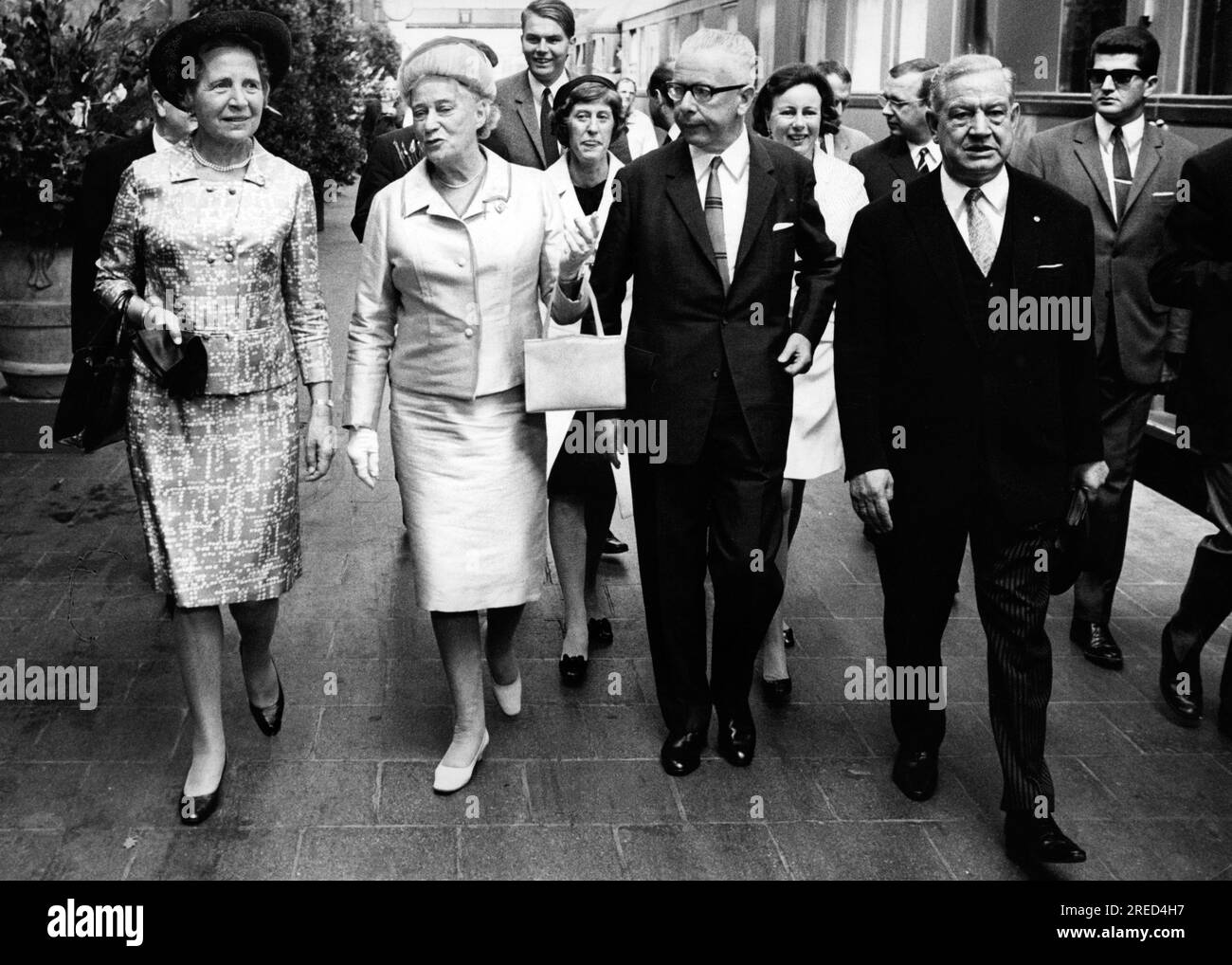 Gertrud Goppel, Hilda Heinemann, Gustav Heinemann and Alfons Goppel at ...
