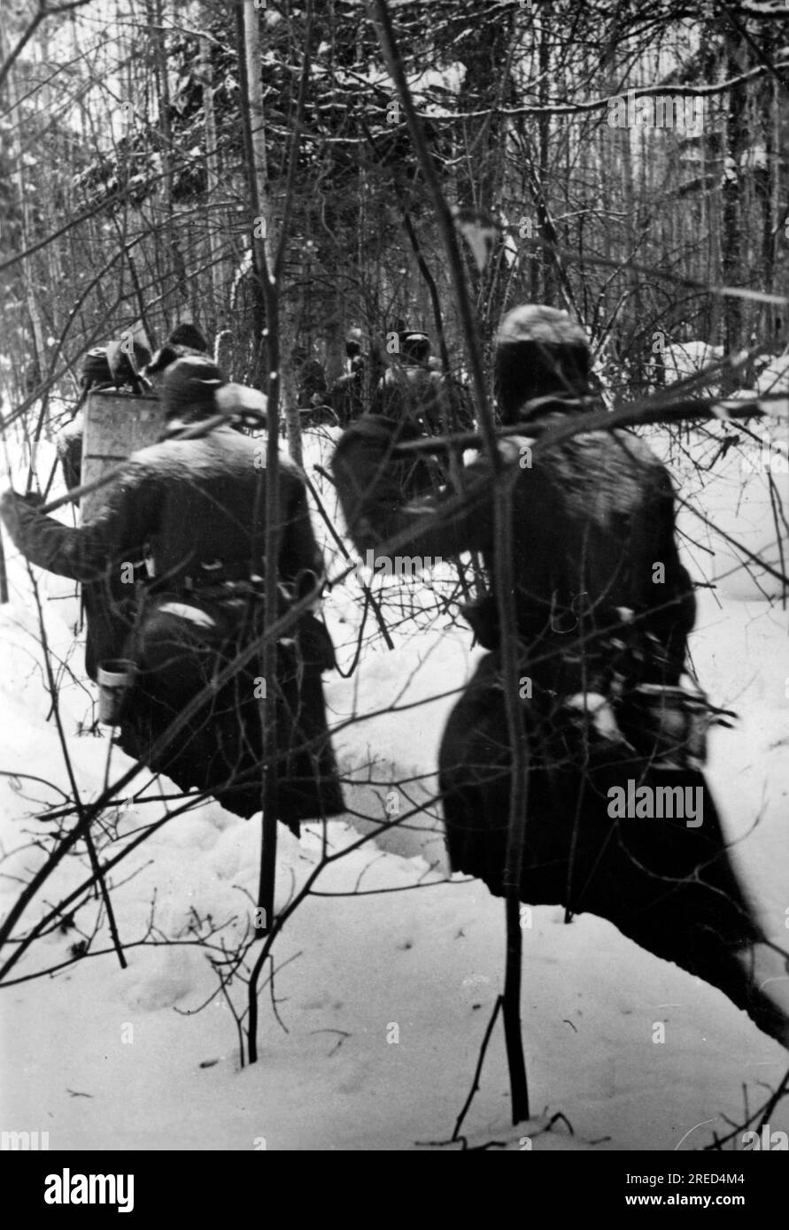 Through deep Black and White Stock Photos & Images - Alamy