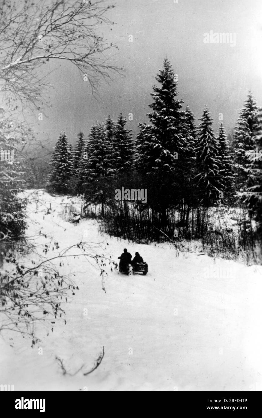 During the German attack on Moscow in the middle section of the Eastern ...