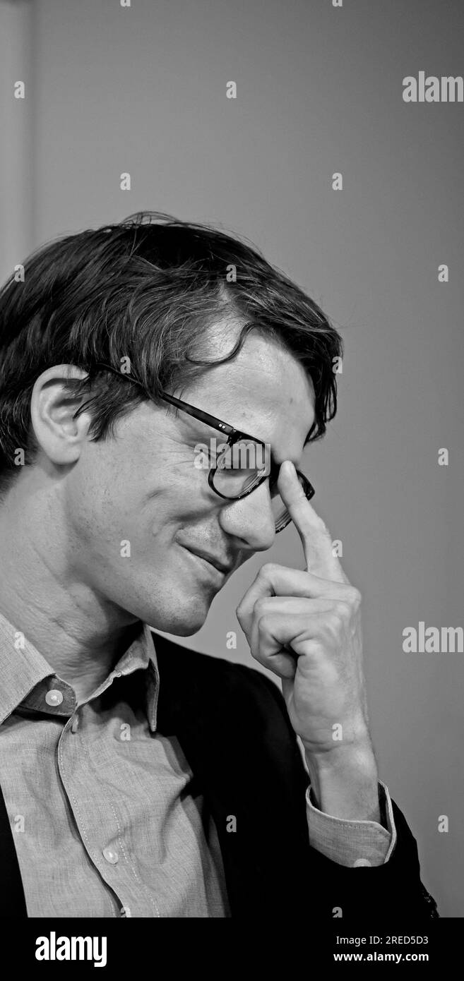 Winner 2021 Black and White Stock Photos & Images - Alamy