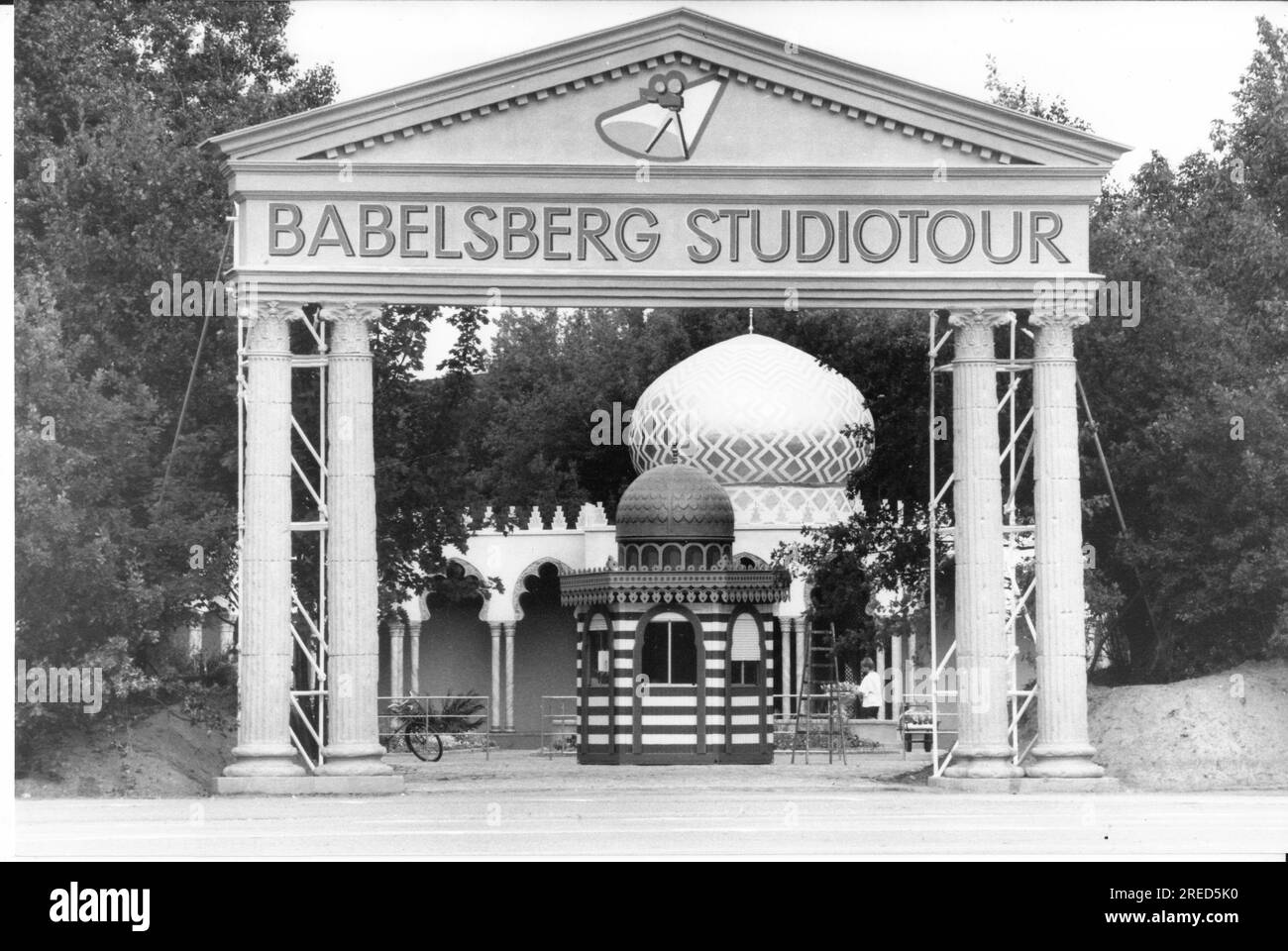 "Opening of the Babelsberg Studio Tour in the Filmpark with the original Sultan's Palace from ...