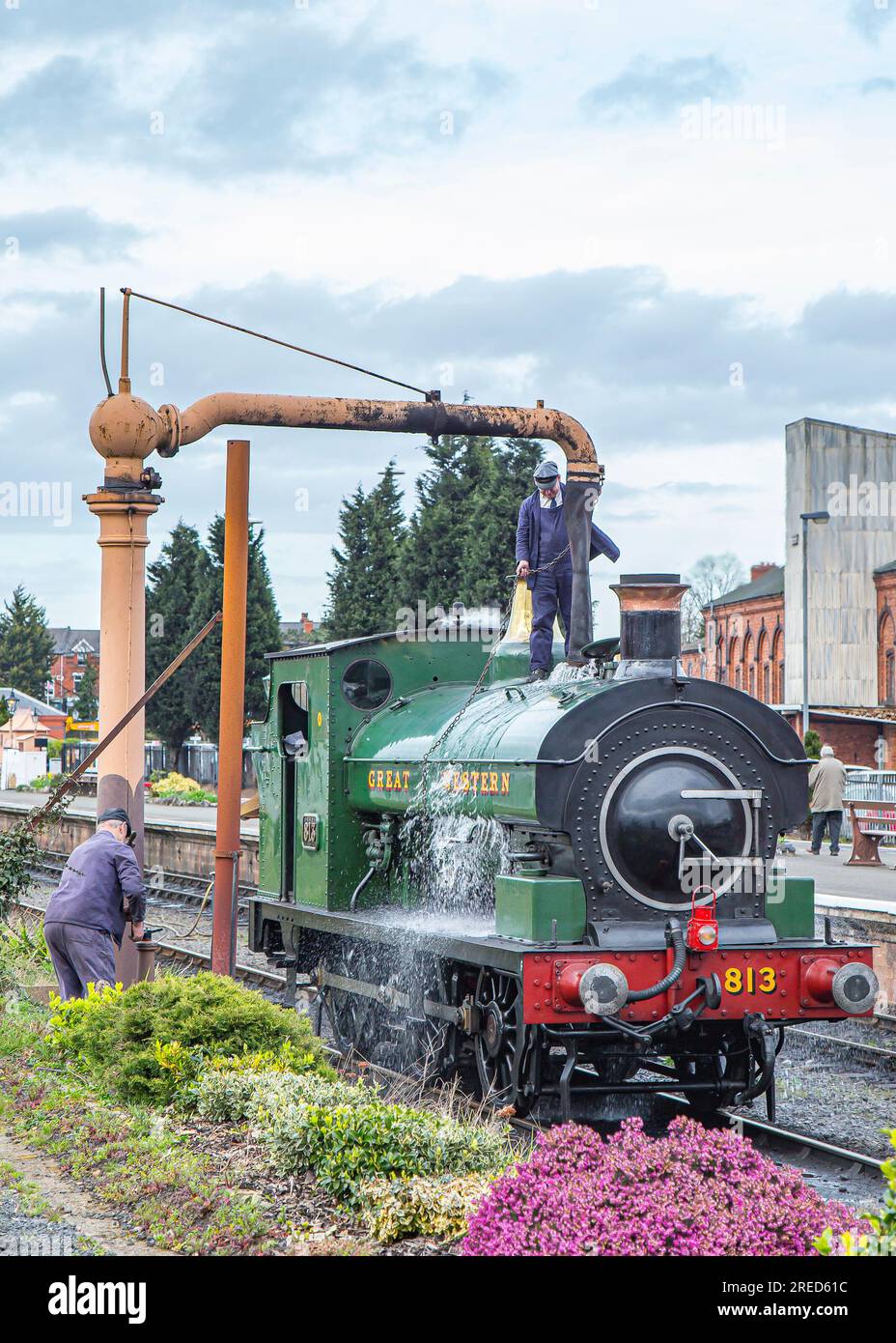 Great Western 813 steam locomotive filling up with water Stock Photo ...