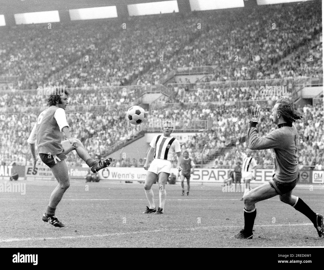 Heinz simmet Black and White Stock Photos & Images - Alamy