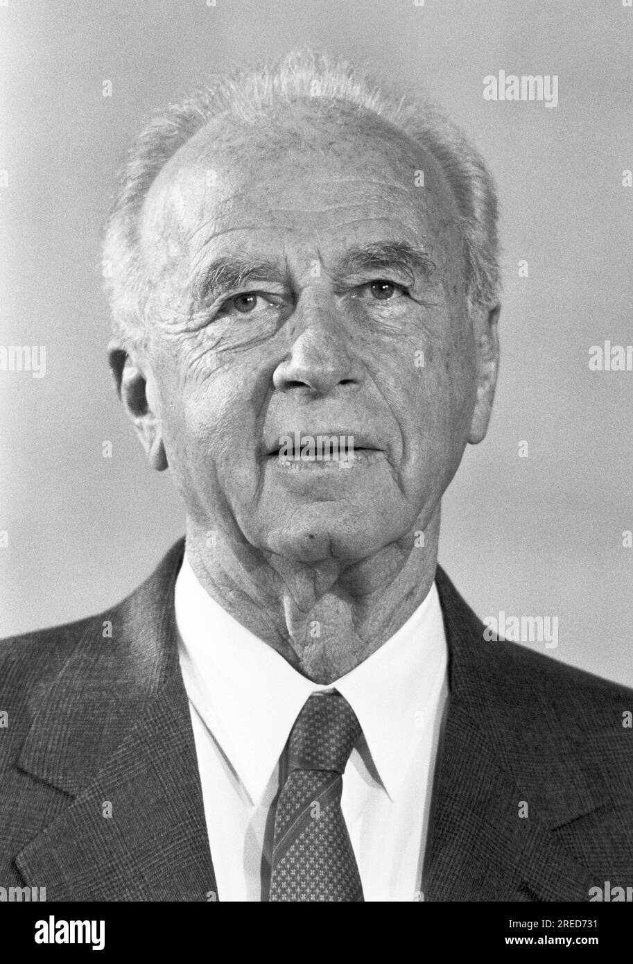 Germany, Bonn, 14/09/1992 Archive: 36-39-05 Visit of the Israeli Prime ...