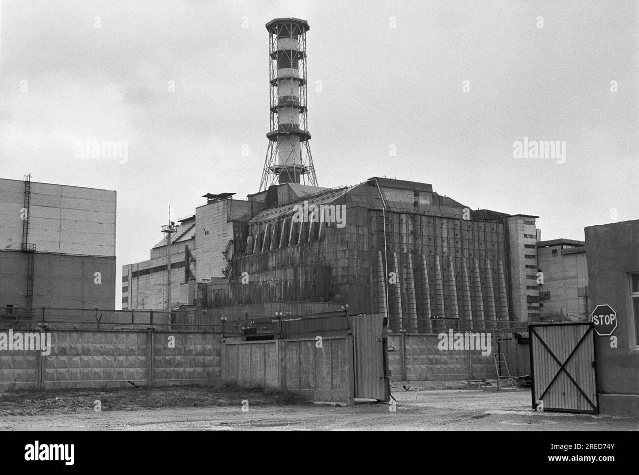 Ukraine Chernobyl 21101992 Archive 37 16 11 Chernobyl Disaster Photo Block Iv Of Chernobyl
