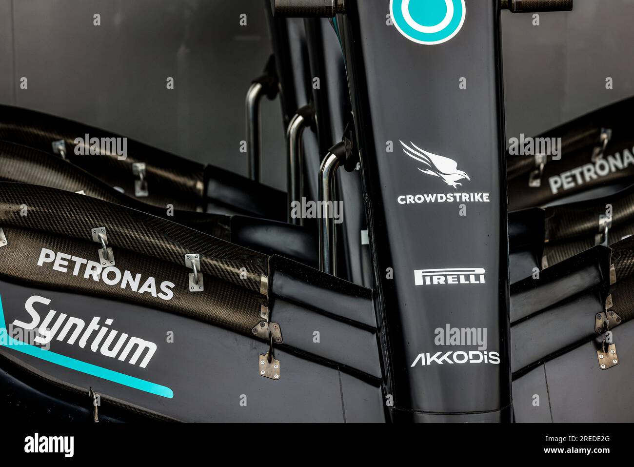 Mercedes f1 2022 front wing hi-res stock photography and images - Alamy