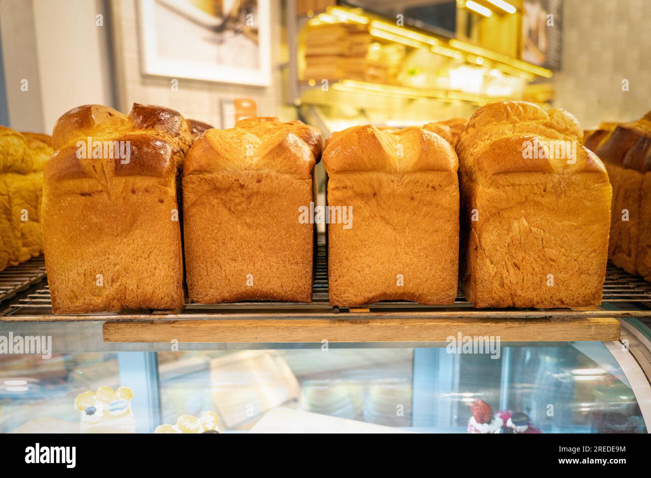 Bread pastry shop counter display hi-res stock photography and images ...