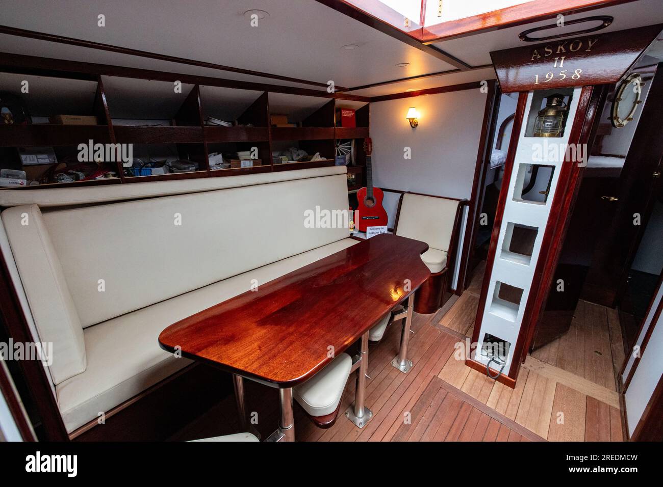 Illustration picture shows the Visit of Governor Decaluwe to the Askoy ...