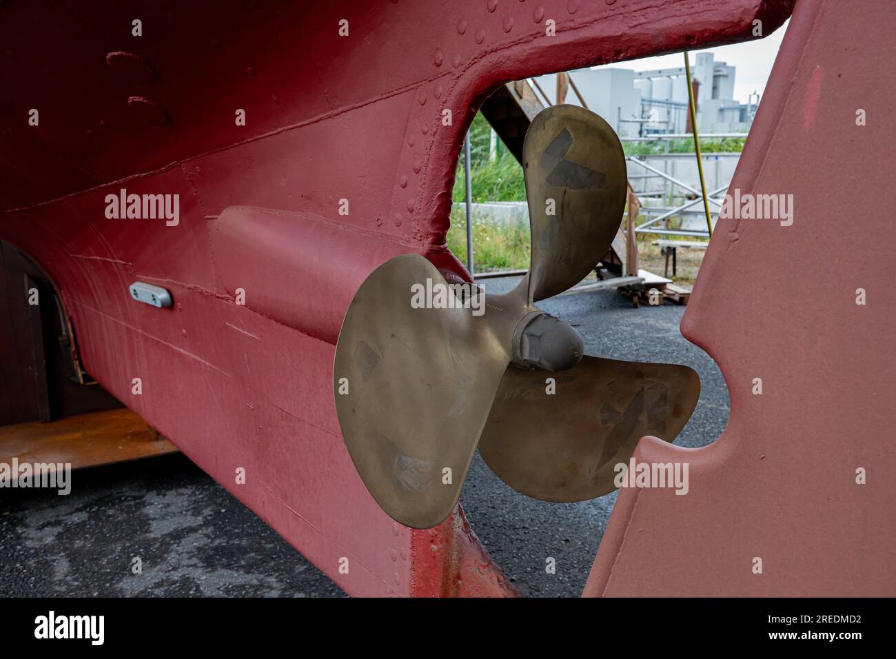 Illustration picture shows the Visit of Governor Decaluwe to the Askoy ...