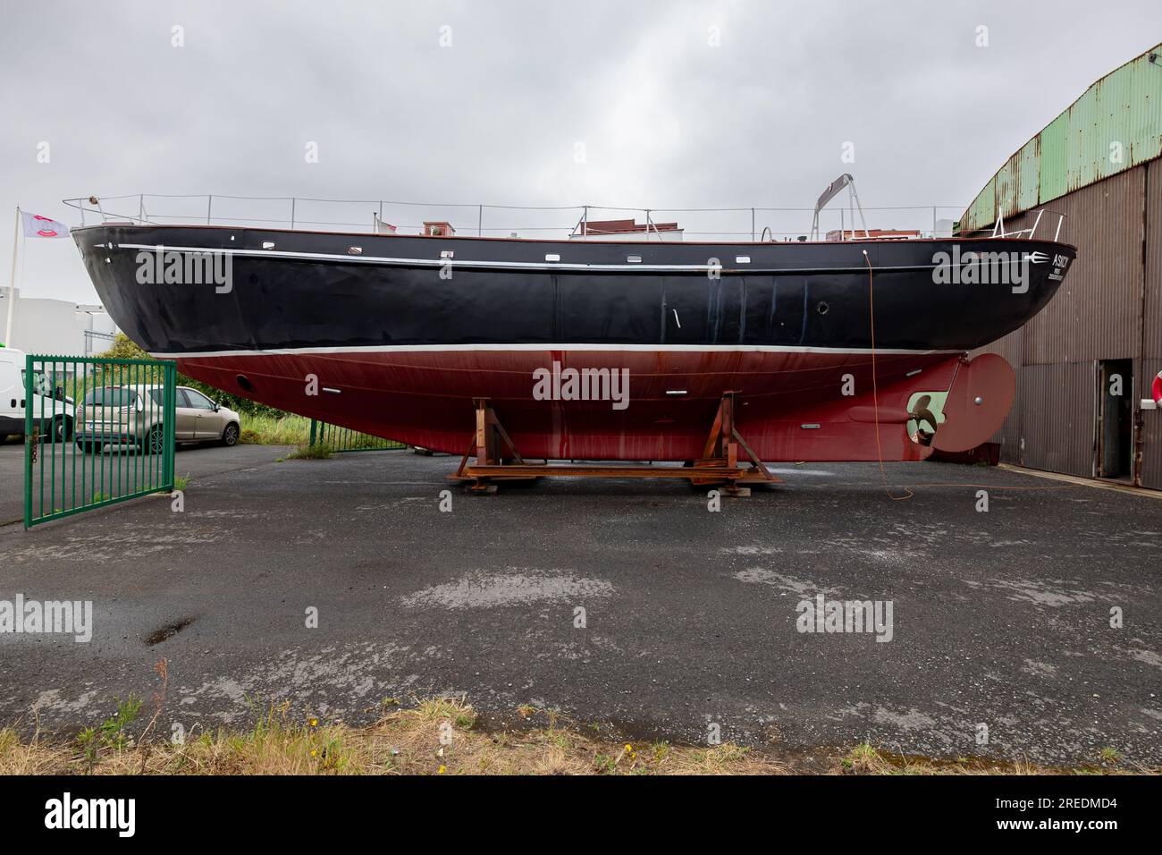 Illustration picture shows the Visit of Governor Decaluwe to the Askoy ...