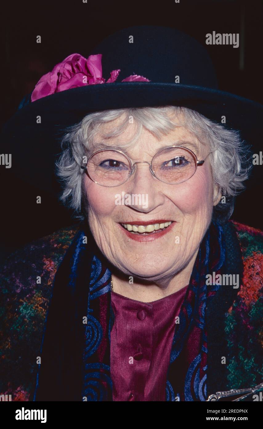 Bella Abzug Attends Liza Minnelli S First Performance In Victor
