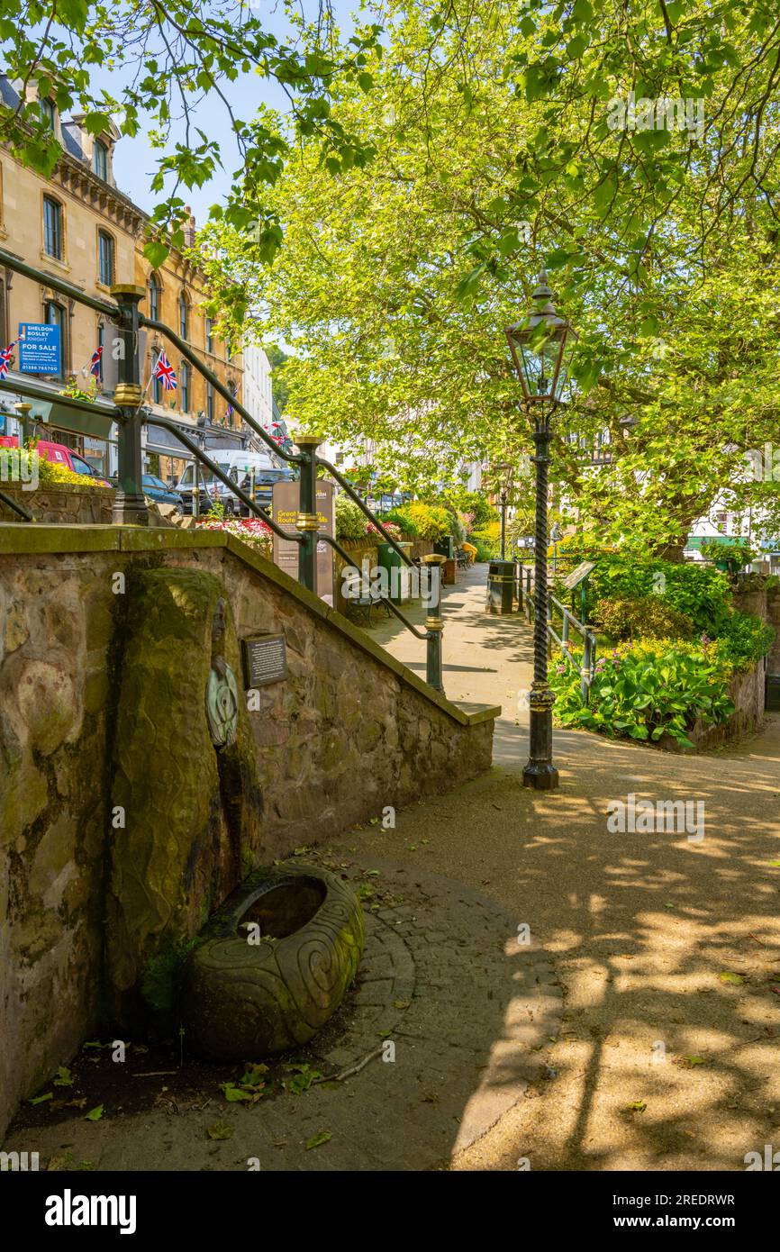 The well on Belle Vue Island in Great Malvern Stock Photo - Alamy