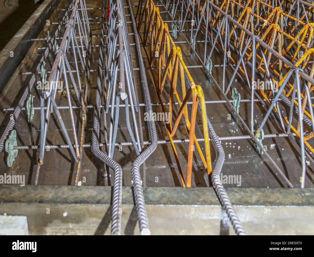 Close up picture of precast girder slab Stock Photo - Alamy