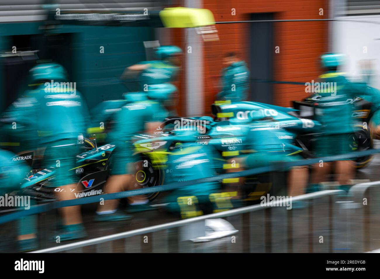 Formula 1 pit stop 2023 hi-res stock photography and images - Alamy