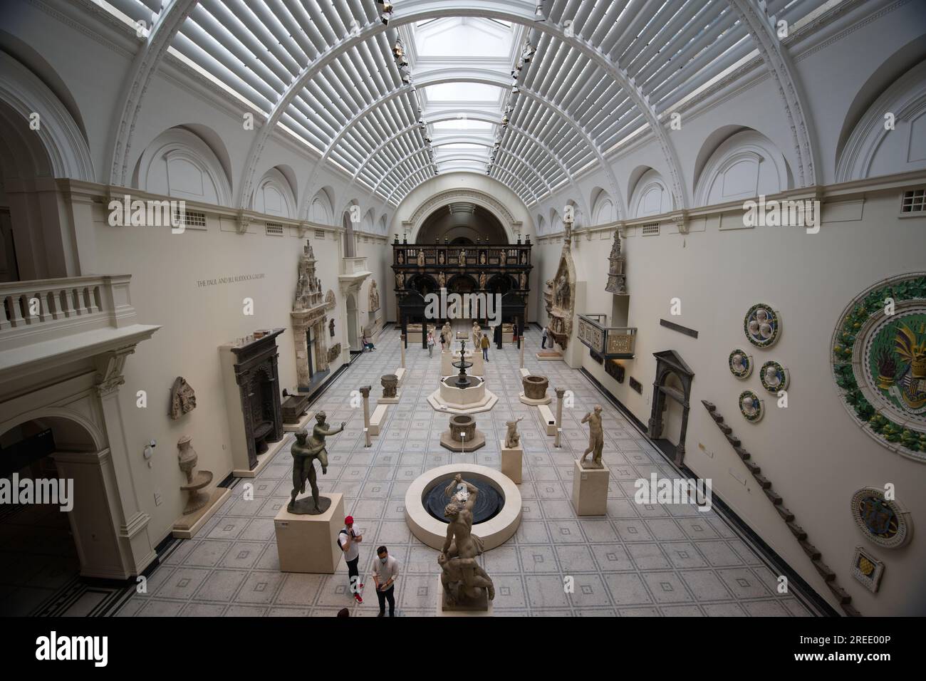 Medieval and Renaissance Galleries at The Victoria and Albert museum in ...