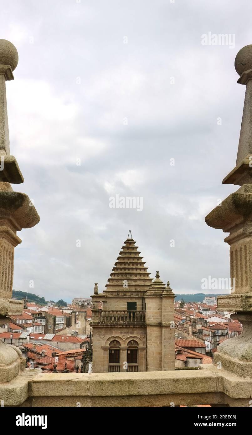Landscape view of pyramid hi-res stock photography and images - Alamy