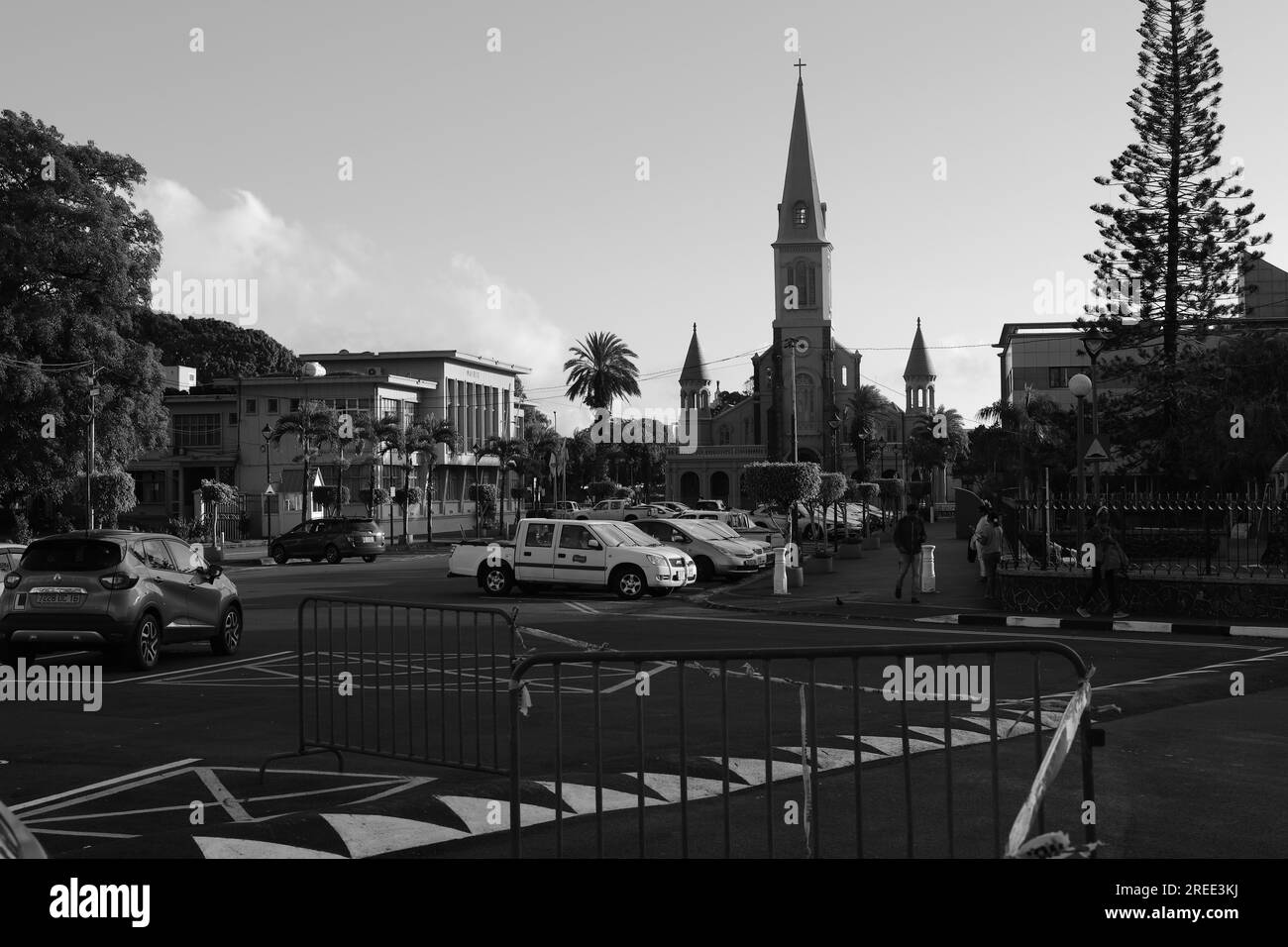 Curepipe is easily accessible to the capital Port-Louis and other towns ...