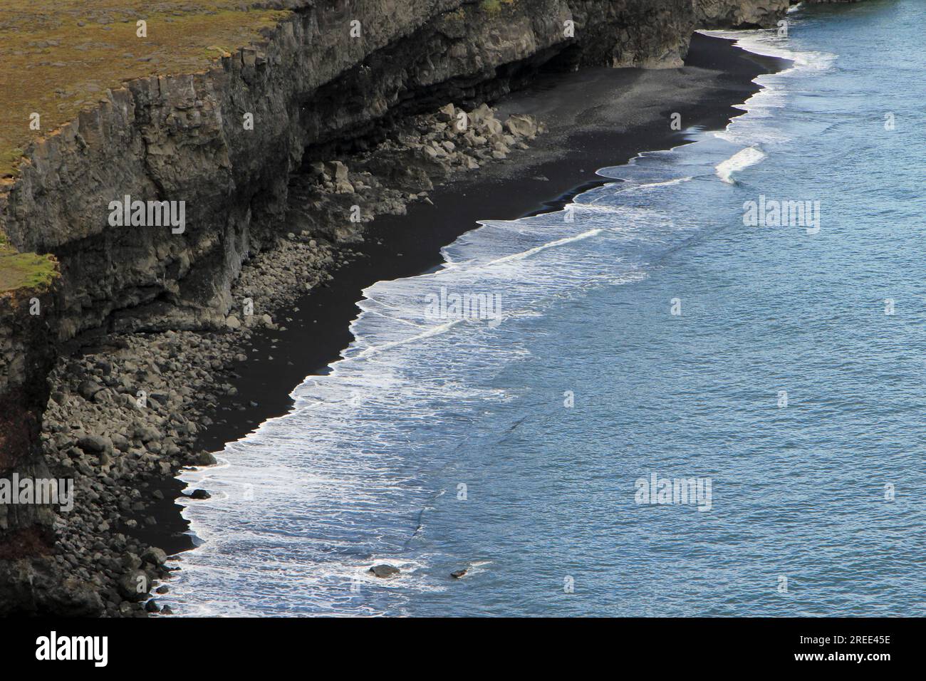 Volcanic Black Sand Beach Reynisfjara Vik Iceland Stock Photo - Alamy