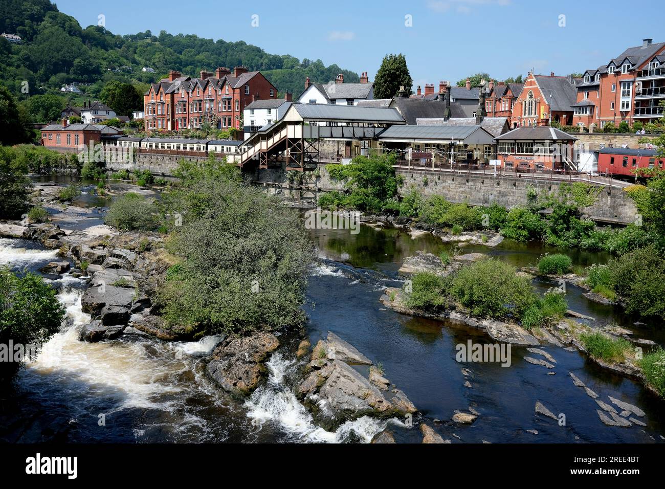 The River Dee at Llangollen, Wales, Uk Stock Photo - Alamy