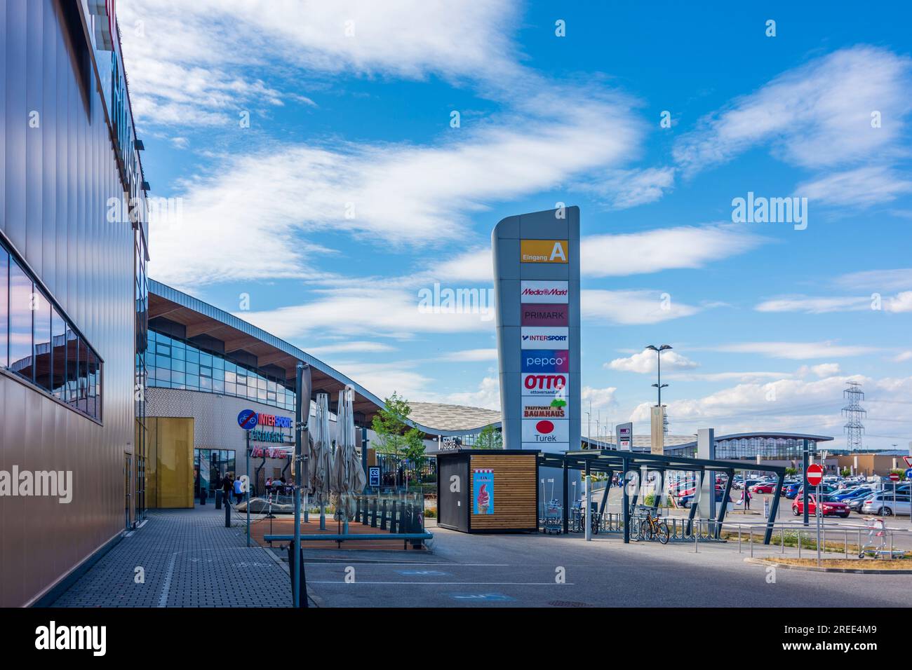 Mall g3 shopping resort gerasdorf in weinviertel hi-res stock ...