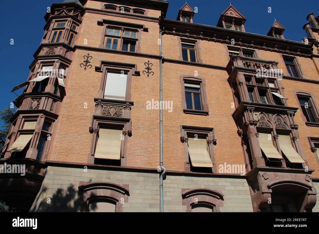 prussian flat building in strasbourg in alsace (france Stock Photo - Alamy