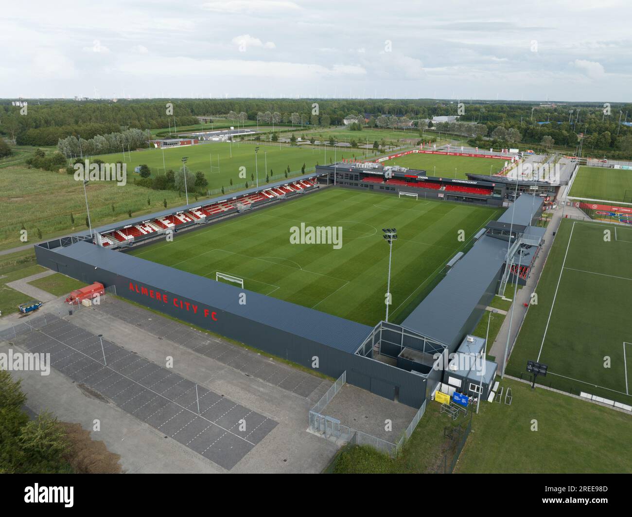 Yanmar stadium architecture hi-res stock photography and images - Alamy