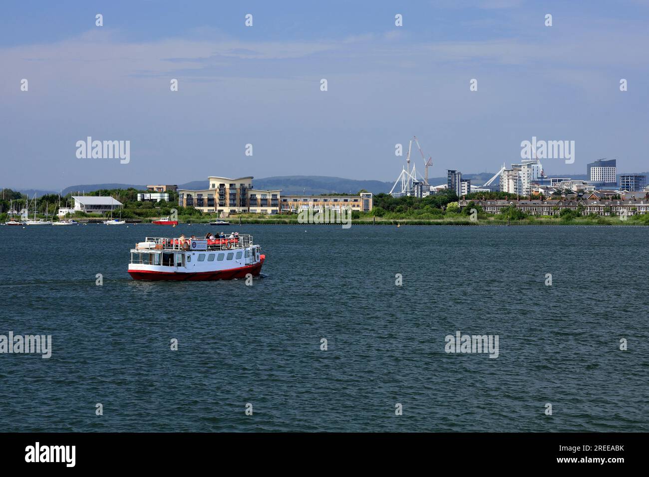 Cardiff boat tours hi-res stock photography and images - Alamy