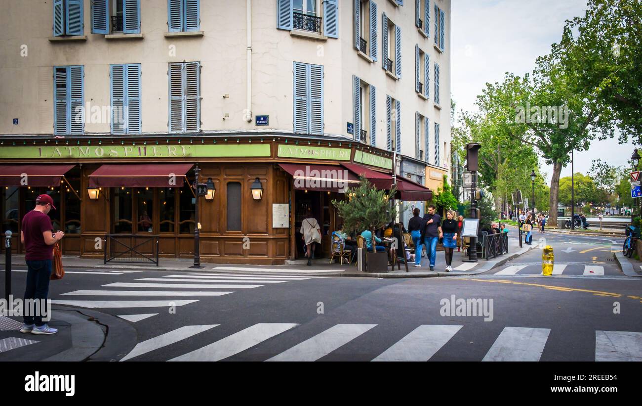 L'atmosphere restaurant hi-res stock photography and images - Alamy