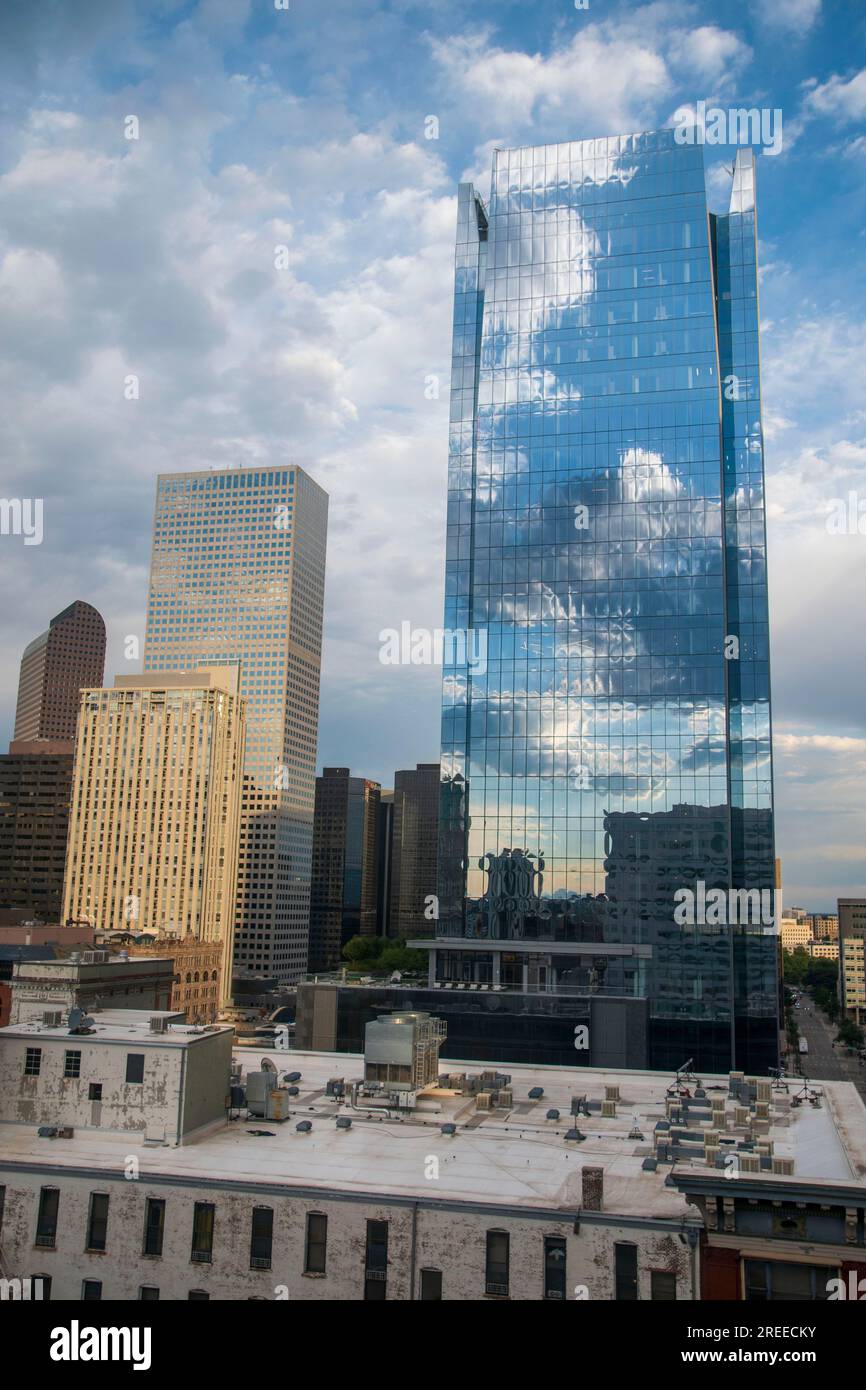 The capital of the state of Colorado, Denver, is a lively and colorful ...
