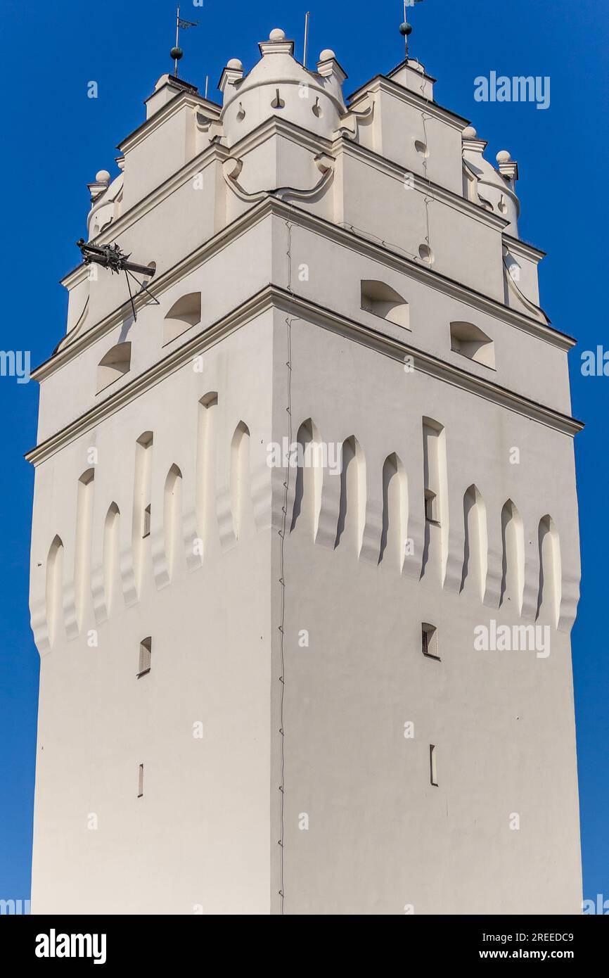 33 meter high hi-res stock photography and images - Alamy