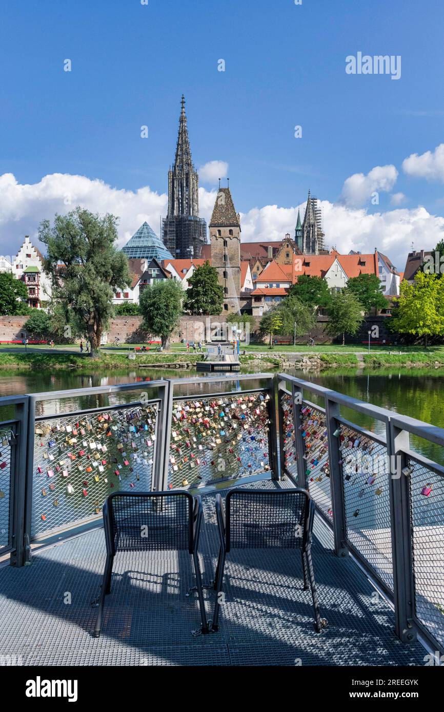 City view, Danube bank with historic old town, fishermen's quarter ...
